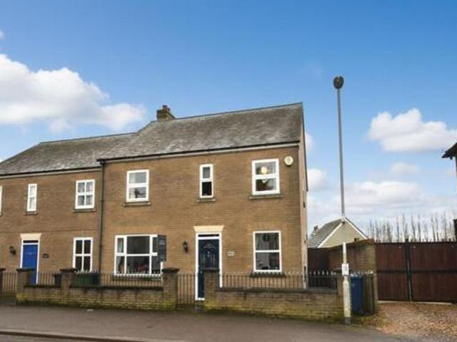 High Street, Earith, 4 Bedroom Semi detached