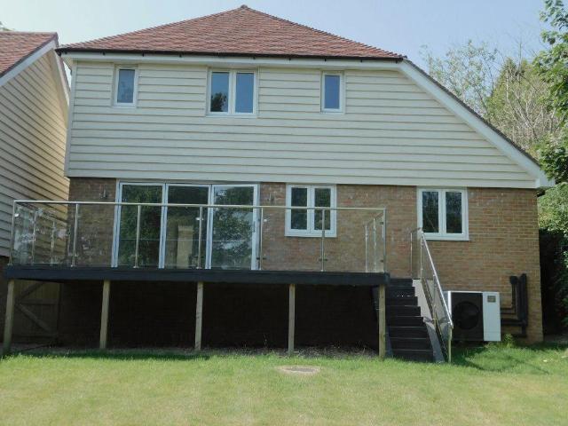 High Street, East Sussex 4 bed house to rent £2,300 pcm £531 pw
