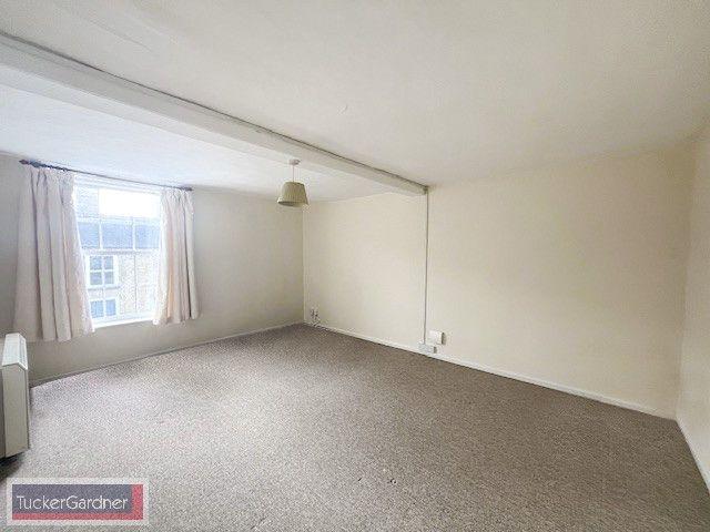 High Street, Ely CB6, 1 bed flat to rent, £750 pcm | PrimeLocation
