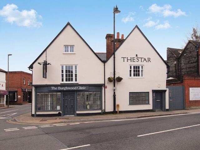 High Street, Ewell KT17, 2 bed flat to rent, £1,850 pcm | PrimeLocation