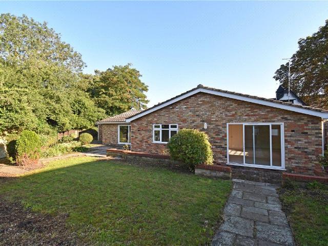 High Street, Fen Ditton, Cambridge CB5, 4 bed bungalow to rent, £1,800 pcm | PrimeLocation