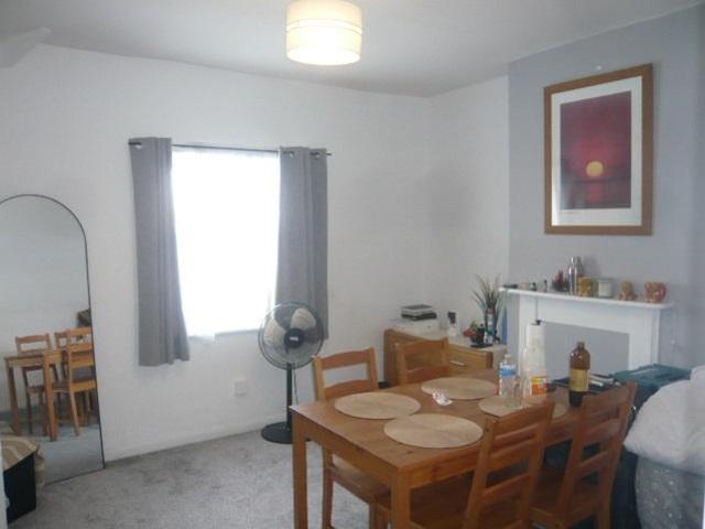 High Street, Feltham 1 bed flat to rent £1,150 pcm £265 pw