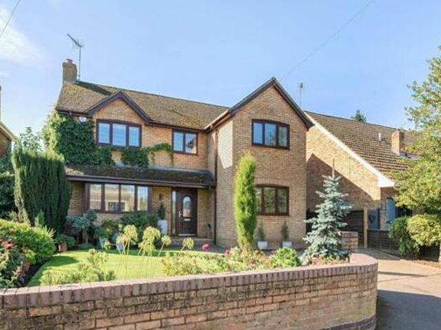 High Street, Flitton, 4 Bedroom Detached