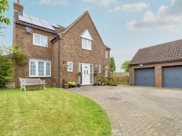 High Street, Glentham, 4 Bedroom Detached
