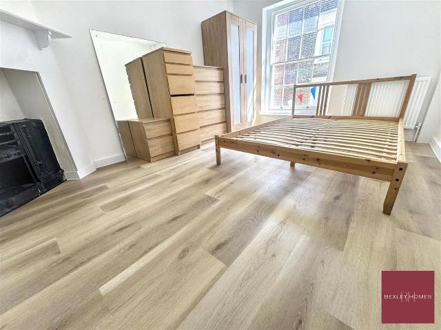 High Street, Gravesend DA11, Room to rent, £650 pcm | PrimeLocation