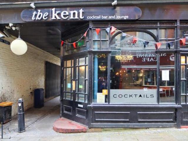 High Street, Gravesend, Pub For Sale
