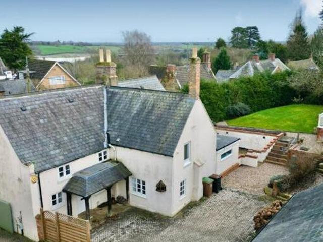 High Street, Guilsborough, 4 Bedroom Detached