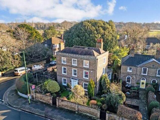 High Street, Hampton, 5 Bedroom Detached