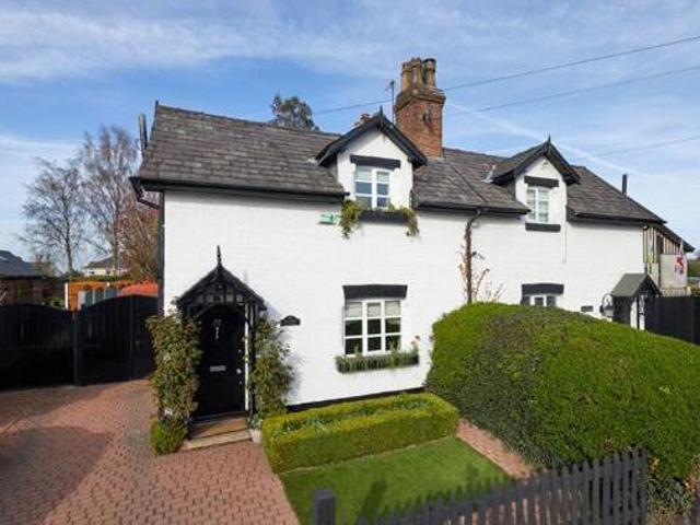 High Street, Hale Village, 2 Bedroom Cottage