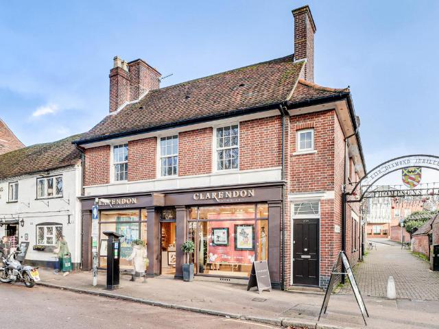 High Street, Harpenden, Harpenden, AL5 3 bed flat to rent £1,850 pcm £427 pw