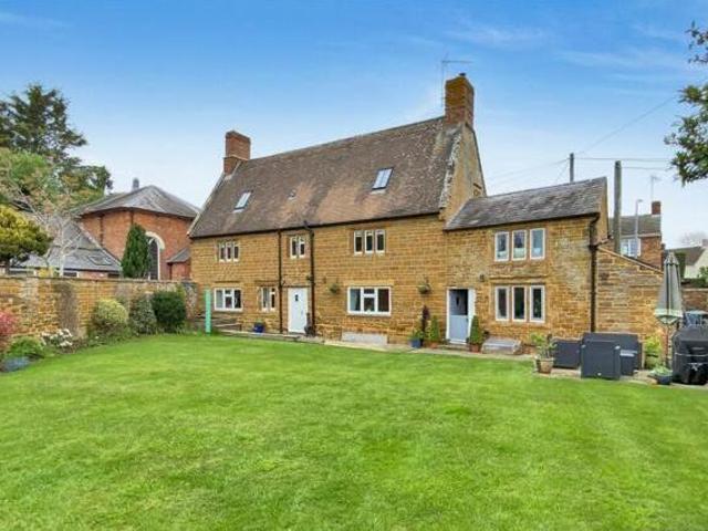 High Street, Harpole, 5 Bedroom Cottage
