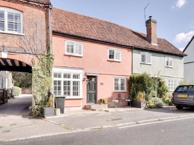 High Street, Hatfield Broad Oak. 3 bed character property to rent £1,795 pcm £414 pw