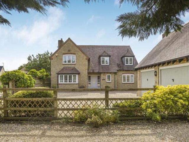 High Street, Hinton Waldrist, 4 Bedroom Detached
