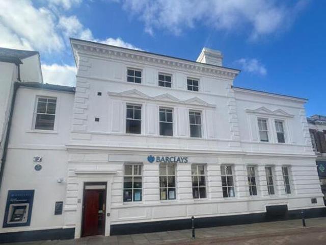 High Street, Hitchin, 3 Bedroom Apartment