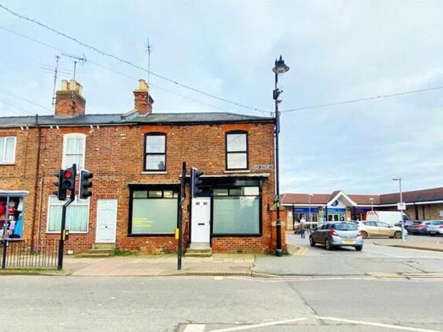 High Street, Holbeach, 4 Bedroom End