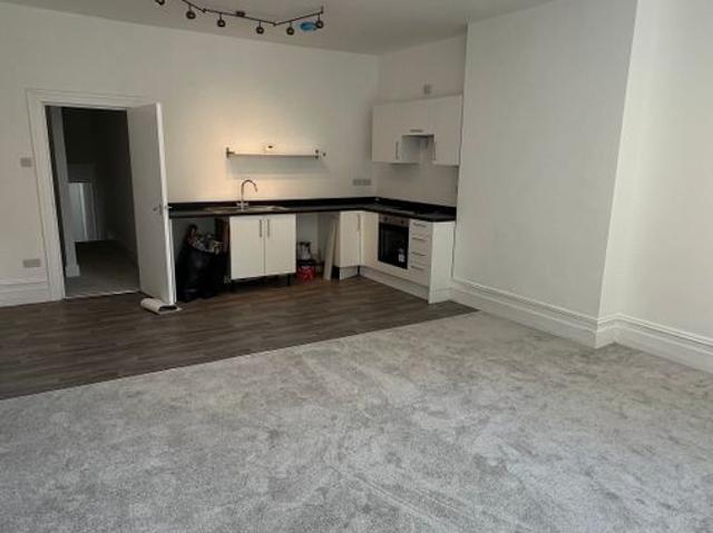 High Street, Hornsey N7, 2 bed flat to rent, £1,950 pcm | PrimeLocation