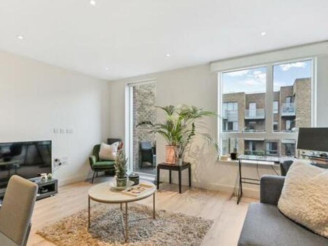 High Street, Hornsey, 2 Bedroom Flat