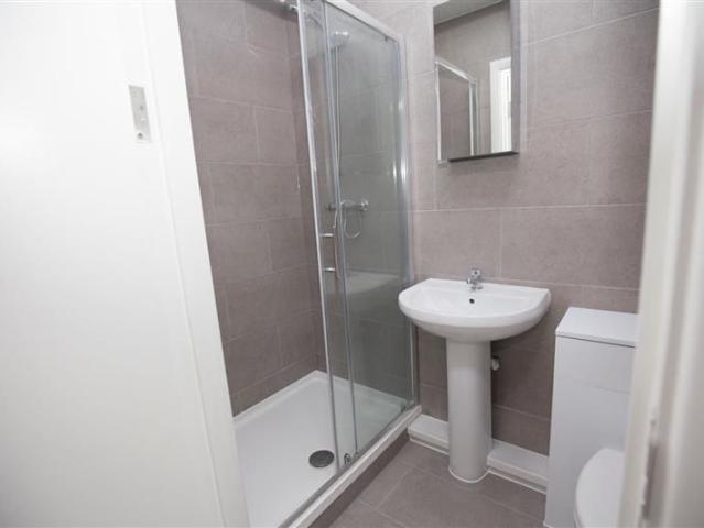 High Street, Hounslow TW3, Studio to rent, £1,000 pcm | PrimeLocation