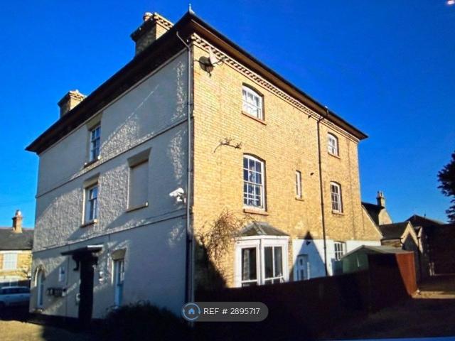 High Street, Huntingdon PE28, 1 bed flat to rent, £775 pcm | PrimeLocation
