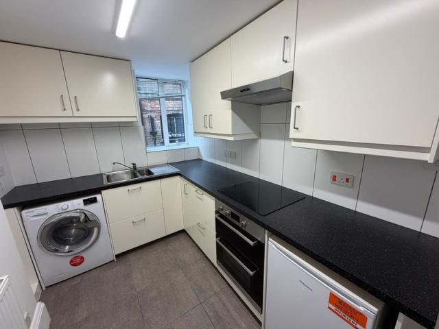 High Street, Huntingdon, 1 bedroom, Apartment