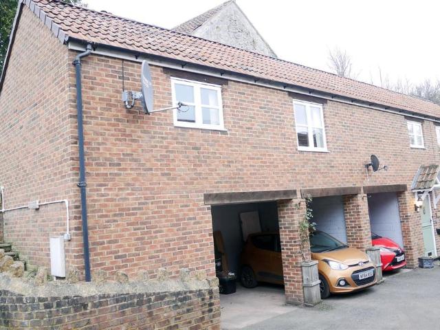 High Street, Ilminster TA19, 2 bed property to rent, £750 pcm | PrimeLocation