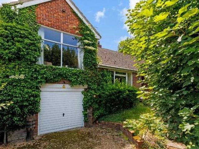 High Street, Kintbury, 4 Bedroom Detached