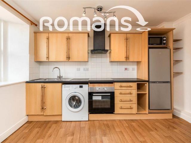 High Street, Kingswood, Bristol, BS15 2 bed flat to rent £1,150 pcm £265 pw