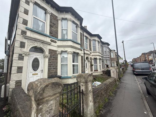 High Street, Kingswood, Bristol BS15, 4 bed property to rent, £1,900 pcm | PrimeLocation