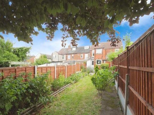 High Street, Kilburn, 2 Bedroom Terraced