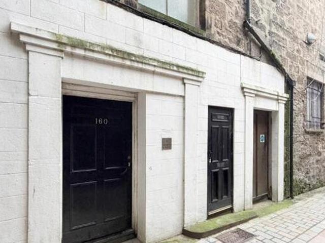 High Street, Kirkcaldy, 2 Bedroom Flat