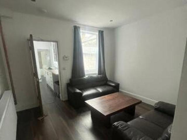 High Street, Knutton, 2 Bedroom Terraced