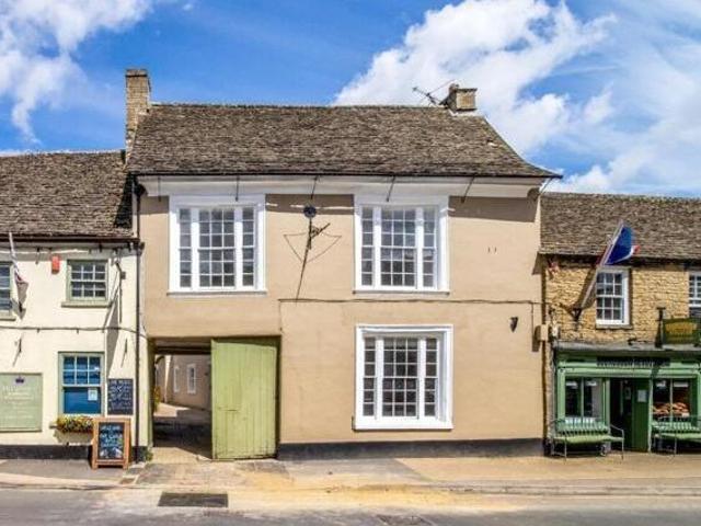 High Street, Lechlade, 2 Bedroom Terraced