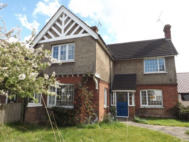 High Street, Lingfield RH7, 1 bed flat to rent, £1,100 pcm | PrimeLocation