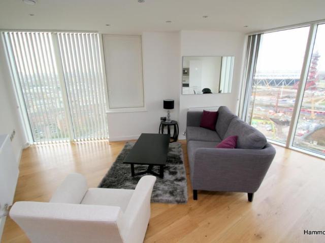 High Street, London 2 bed apartment to rent £2,400 pcm £554 pw
