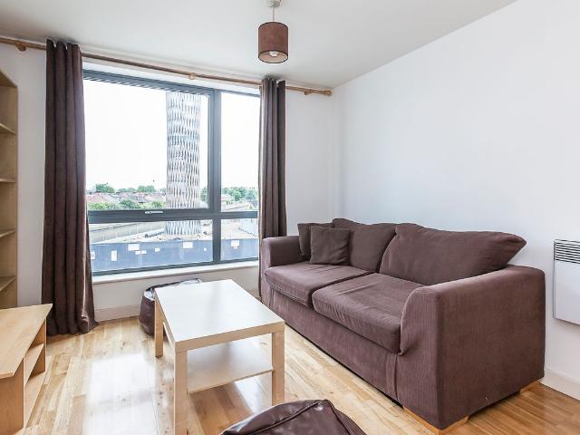 High Street, London E15, 1 bed flat to rent, £1,850 pcm | PrimeLocation