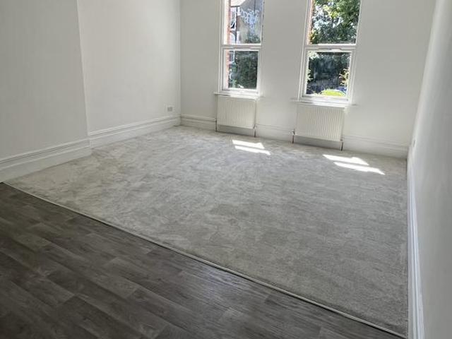 High Street, London N8 2 bed apartment to rent £1,950 pcm £450 pw