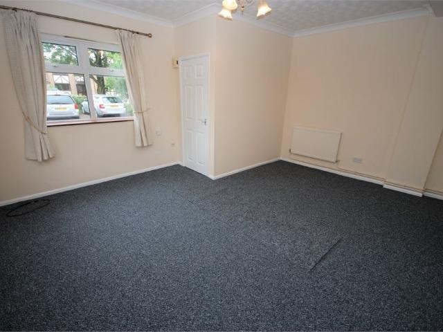 High Street, Long Buckby, NN6