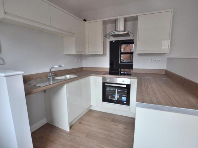 High Street, Loughborough LE11, 1 bed flat to rent, £660 pcm | PrimeLocation