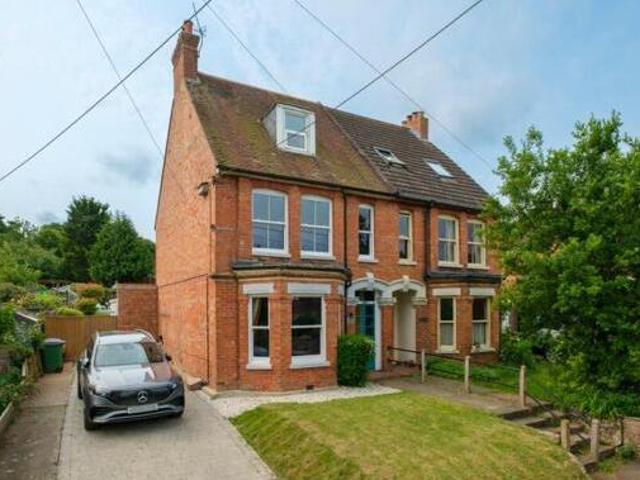 High Street, Lyminge, 5 Bedroom Semi detached