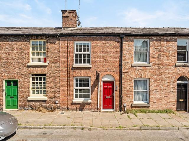 High Street, Macclesfield SK11, 2 bed terraced house to rent, £1,000 pcm | PrimeLocation
