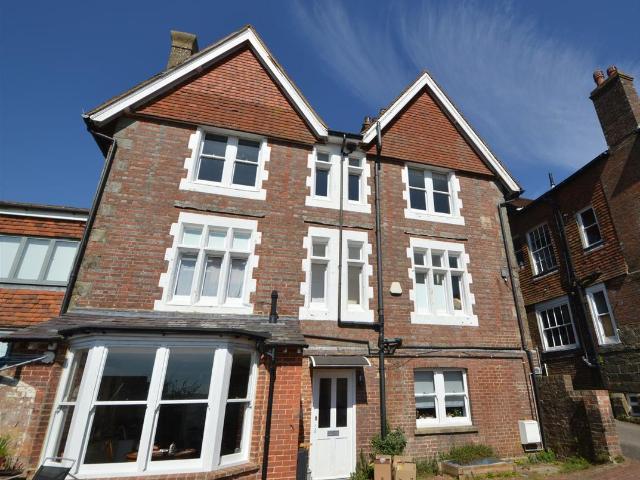 High Street, Mayfield TN20, 2 bed flat to rent, £1,300 pcm | PrimeLocation