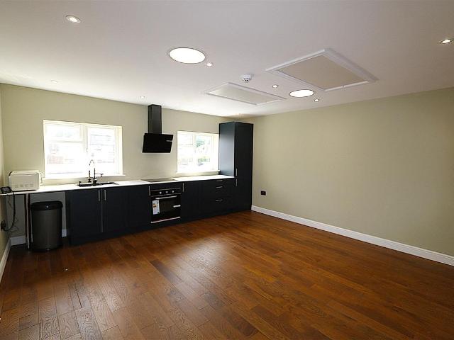 High Street, New Malden KT3, 1 bed flat to rent, £1,400 pcm | PrimeLocation