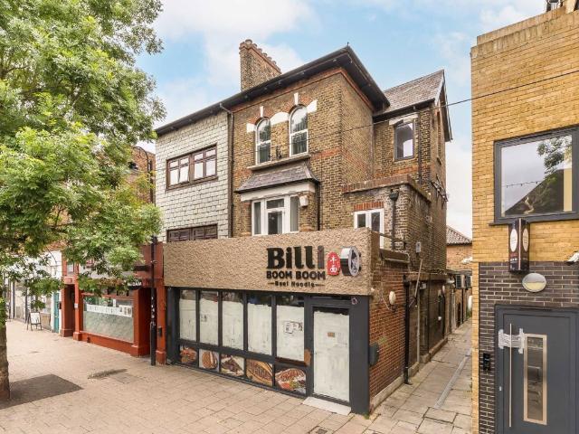 High Street, New Malden KT3, 1 bed flat to rent, £1,375 pcm | PrimeLocation