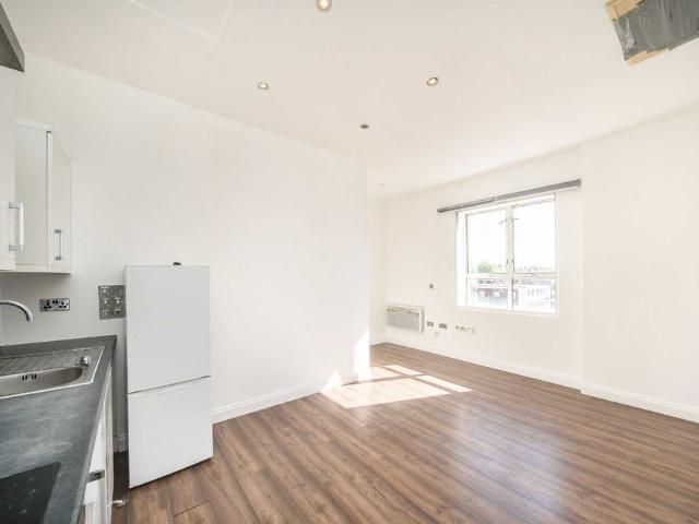 High Street, New Malden, KT3, London