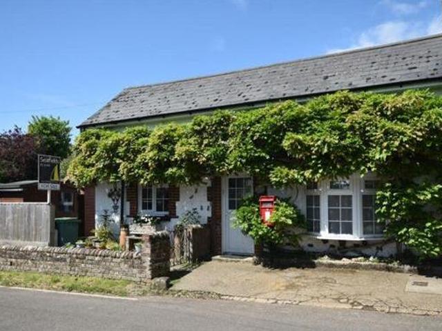 High Street, Newchurch, 2 Bedroom Semi detached