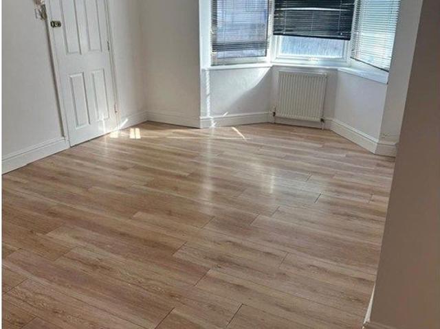 High Street, Newmarket CB8, 1 bed flat to rent, £850 pcm | PrimeLocation
