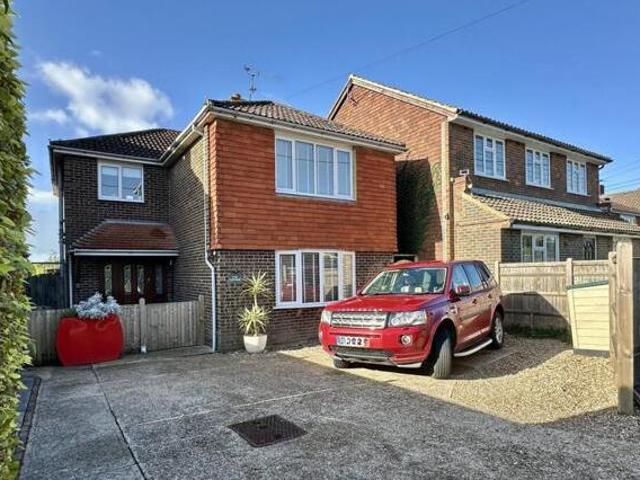 High Street, Ninfield, 3 Bedroom Detached