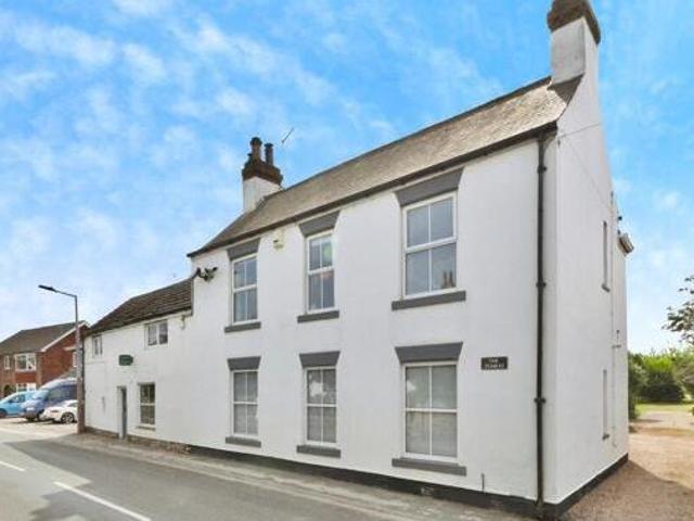 High Street, Norton, 6 Bedroom Detached