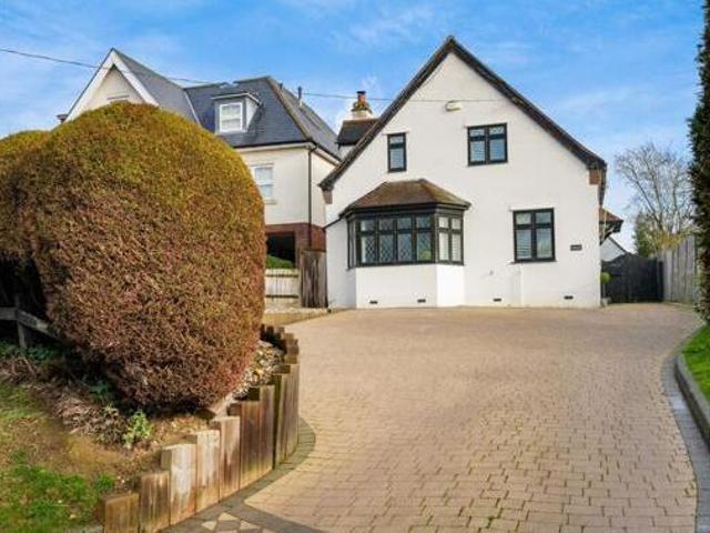 High Street, Ongar, 3 Bedroom Detached