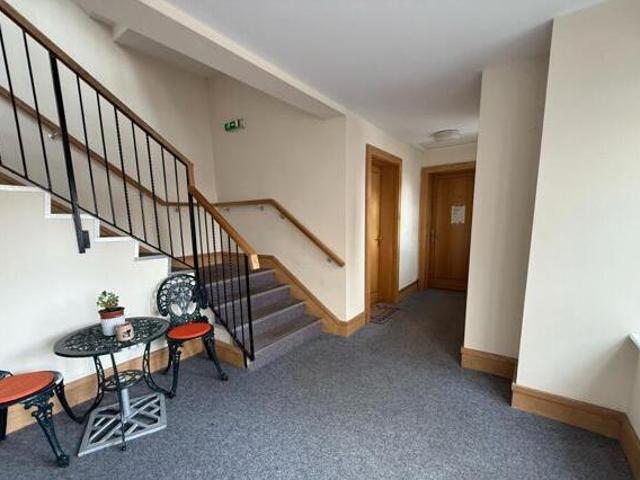 High Street, Ormesby, 2 Bedroom Ground